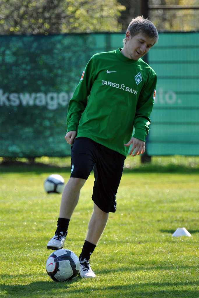 Chelsea Sign Werder Bremen midfielder Marko Marin - Soccer Tickets Online